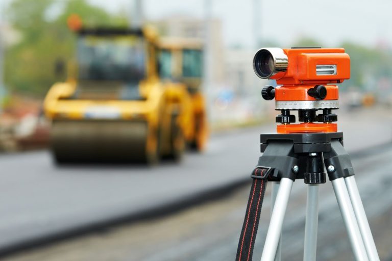 Builder's Level Vs Transit Level: What's The Difference?