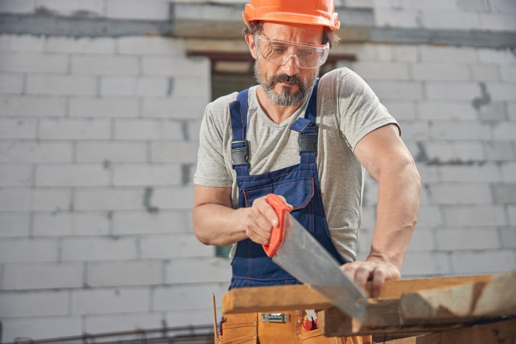Ultimate Guide For How To Use A Hand Saw - TigerFish Tools