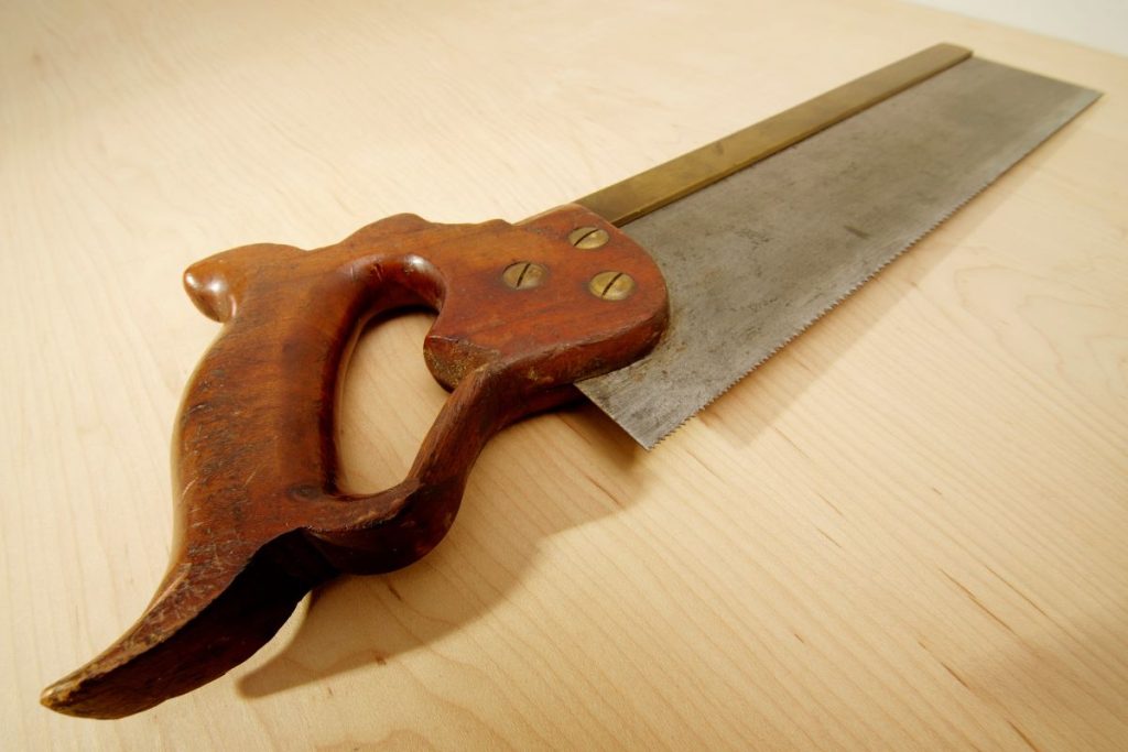 What Are The Types Of Sawing Tools And Their Uses?