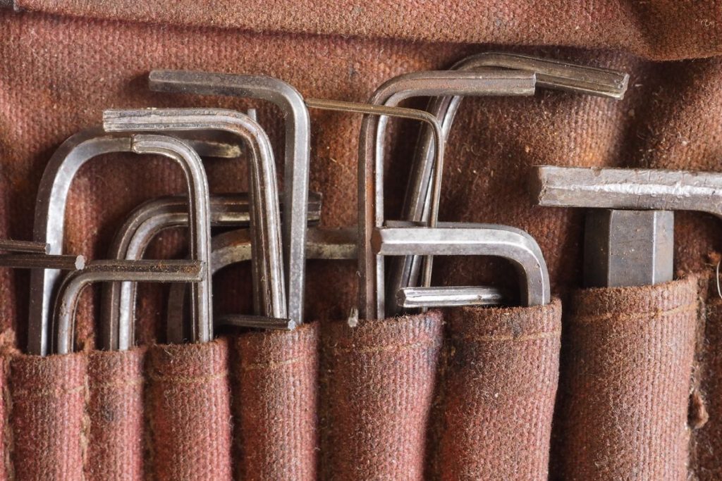 What Is The Difference Between An Allen Wrench & A Hex Key?